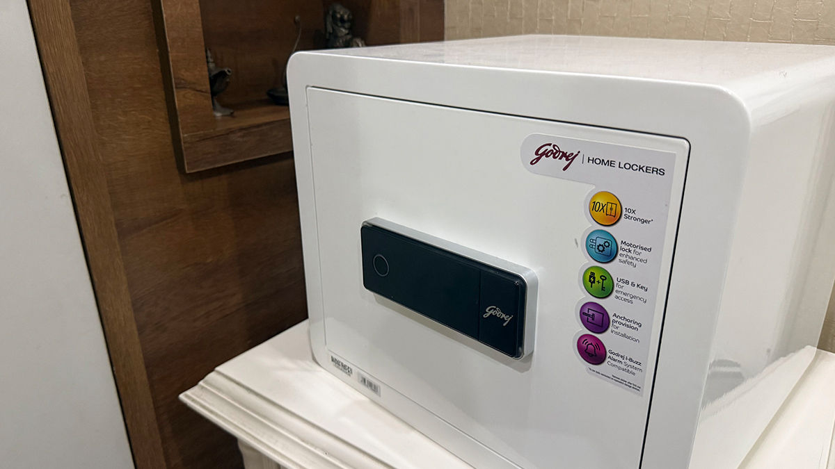 Godrej NX Pro Luxe 30L Review: Secure, Spacious, and Built to Stay Put ...